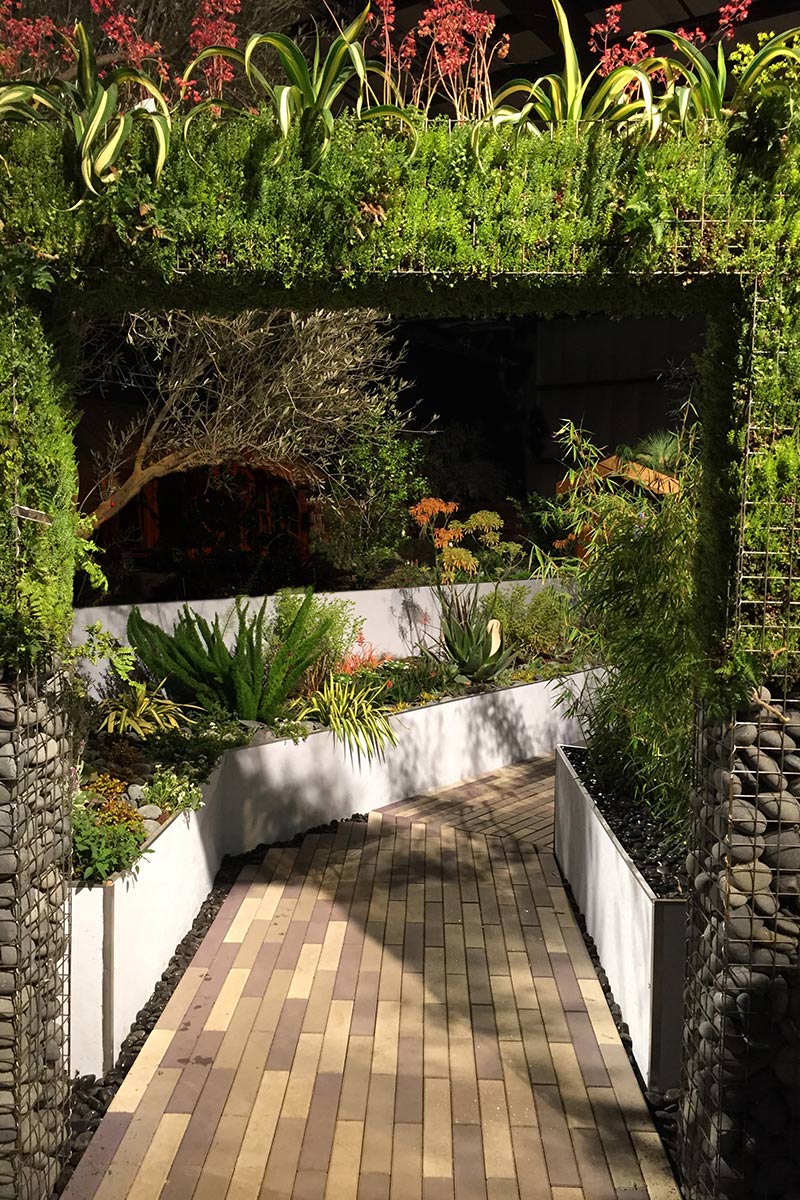 TREELiNE DESiGNZ - Landscape & Garden Design